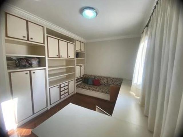 Apartamento para alugar com 250m², 4 quartos e 4 vagas