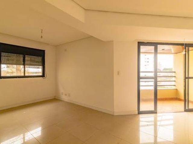 Apartamento para alugar com 250m², 4 quartos e 6 vagas