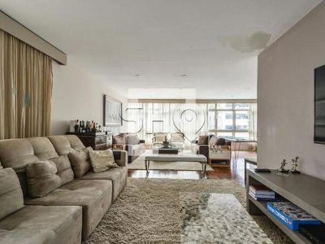 Apartamento para alugar com 250m², 4 quartos e 1 vaga