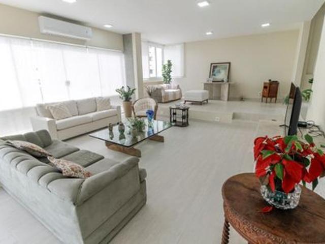 Apartamento para alugar com 275m², 4 quartos e 4 vagas