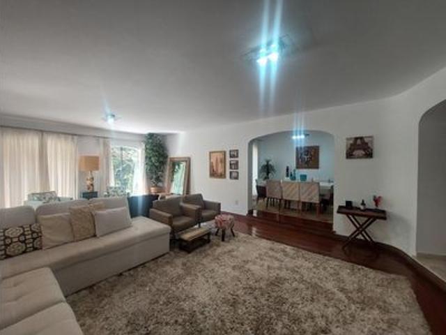 Apartamento para alugar com 280m², 4 quartos e 4 vagas