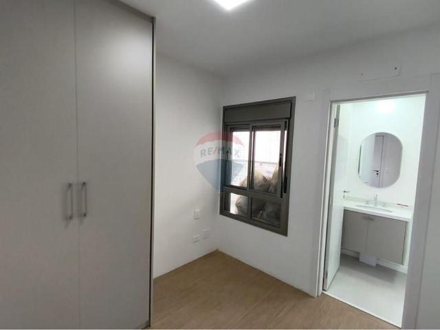 Apartamento para alugar na Pompeia com 2 quartos 88 metros, 1 vaga de garagem, varanda, piscina e lazer completo Condomínio Lamp