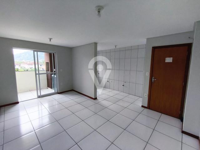 Apartamento para alugar com 2 quartos no bairro Vila Nova em Jaraguá do Sul
