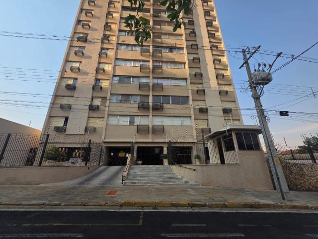 Apartamento para alugar com 2 quartos no Centro, Catanduva Imobiliária Casa Verde Catanduva