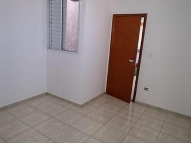 Apartamento para Alugar com 2 Quartos no Centro de Guarulhos