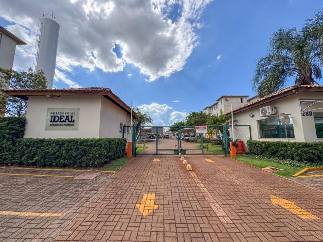Apartamento para alugar com 2 quartos no Ed Ideal Alameda das Palmeiras região Oeste de Londrina/PR