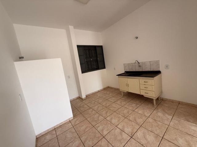 Apartamento para alugar com 2 quartos em Jardim Central, Dourados MS