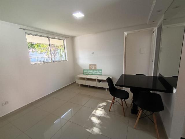 Apartamento para alugar com 2 Quartos em Jardim São Silvestre, Maringá PR