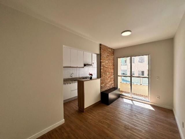 Apartamento para alugar com 2 Quartos em Vale dos Tucanos, Londrina PR