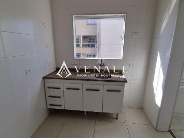 Apartamento para alugar com 2 Quartos em Vila Esperança, Maringá PR