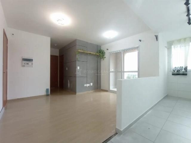 Apartamento para alugar com 2 Quartos em Zona 06, Maringá PR