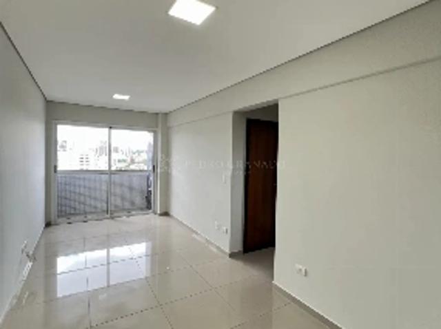 Apartamento para alugar com 2 Quartos em Zona 07, Maringá PR