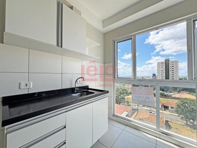 Apartamento para alugar com 2 Quartos em Zona 07, Maringá PR