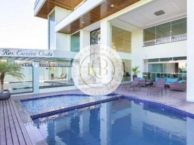 Apartamento para Alugar com 2 quartos, 2 banheiros, 2 vagas e 75m²