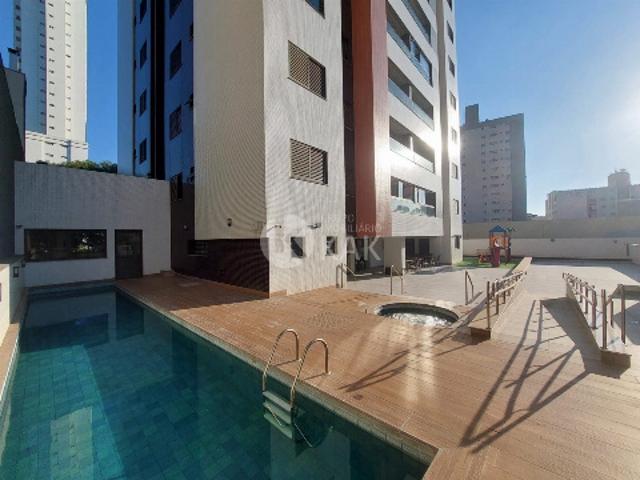 Apartamento para alugar com 2 Suítes + 1 Quarto em Zona 01 Centro, Maringá PR