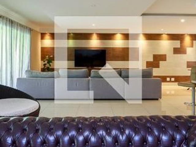 Apartamento para alugar com 317m², 4 quartos e 4 vagas