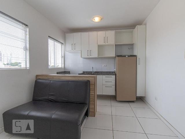 Apartamento para alugar com 31m², 1 quarto e sem vaga