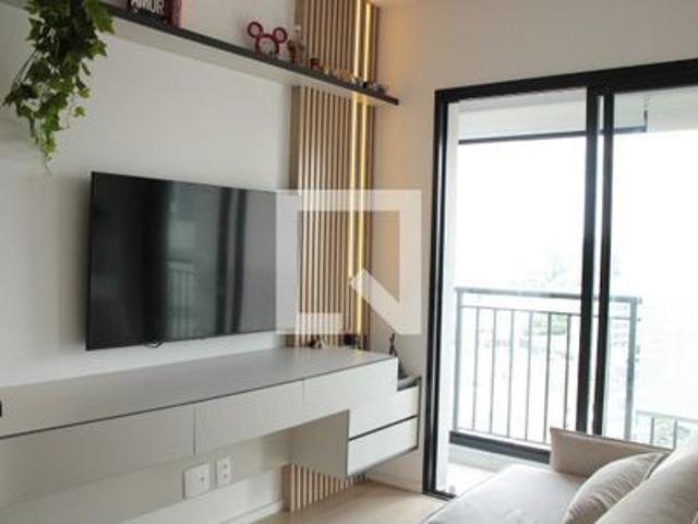 Apartamento para alugar com 32m², 1 quarto e 1 vaga
