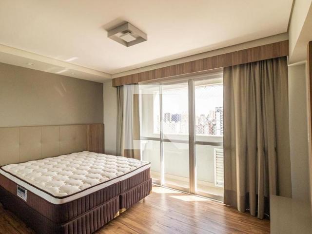 Apartamento para alugar com 32m², 1 quarto e 1 vaga