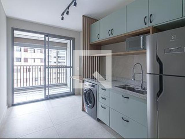Apartamento para alugar com 32m², 1 quarto e sem vaga