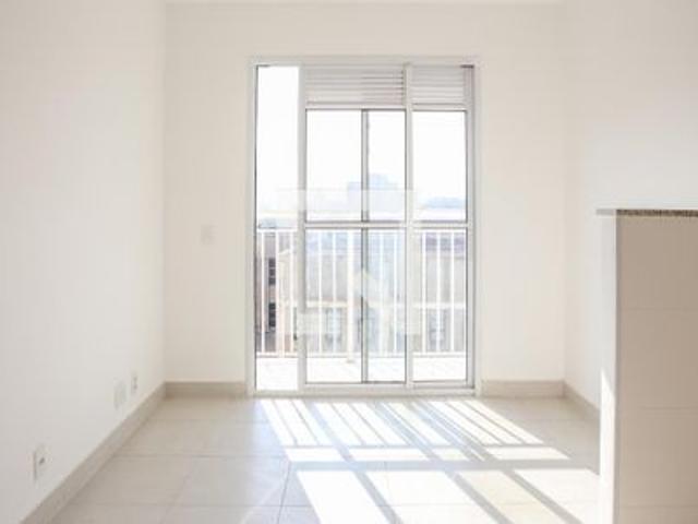 Apartamento para alugar com 32m², 2 quartos e sem vaga