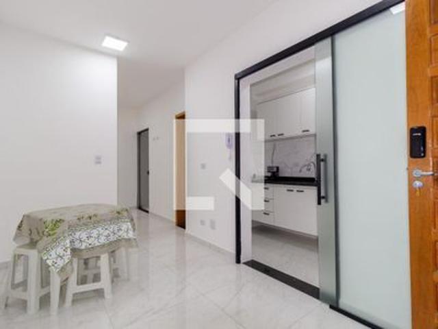 Apartamento para alugar com 33m², 1 quarto e sem vaga