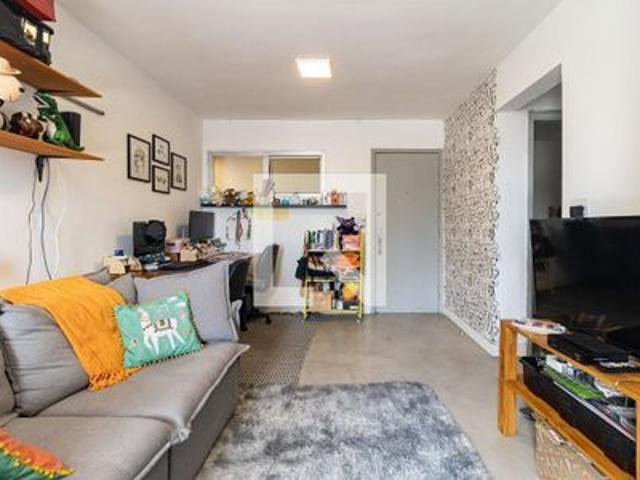Apartamento para alugar com 33m², 1 quarto e sem vaga