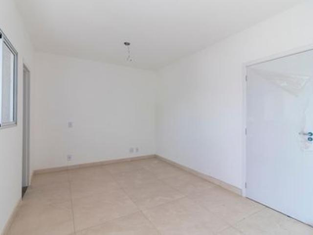 Apartamento para alugar com 33m², 1 quarto e sem vaga