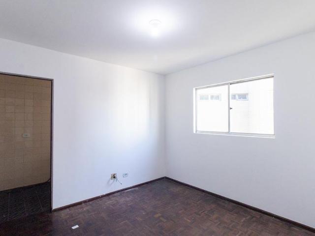 Apartamento para alugar com 33m², 1 quarto e sem vaga