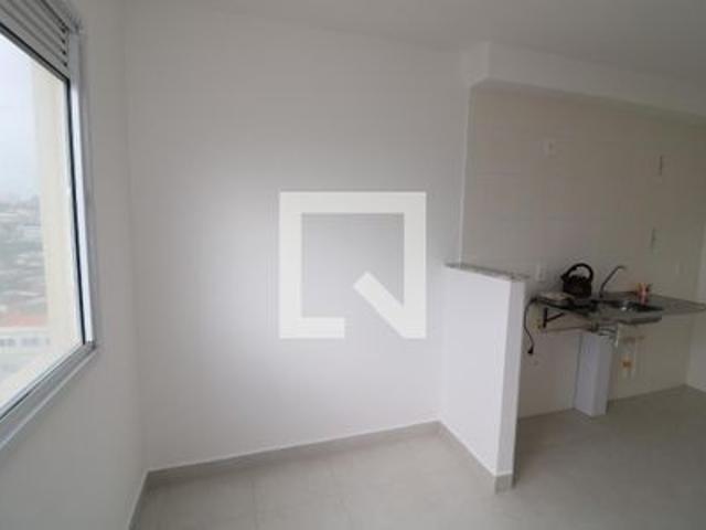 Apartamento para alugar com 33m², 2 quartos e sem vaga