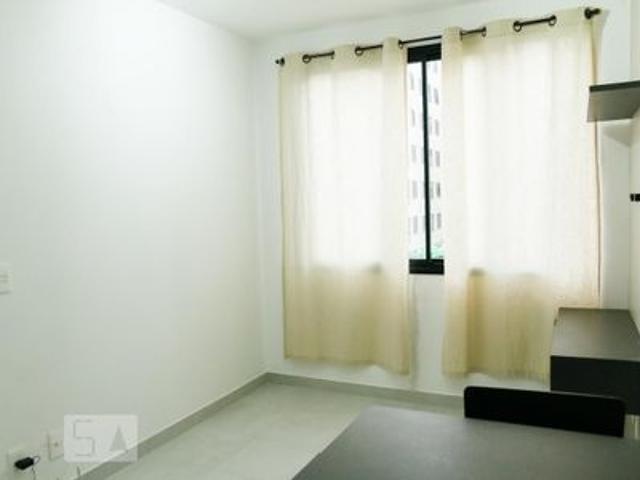 Apartamento para alugar com 33m², 2 quartos e sem vaga
