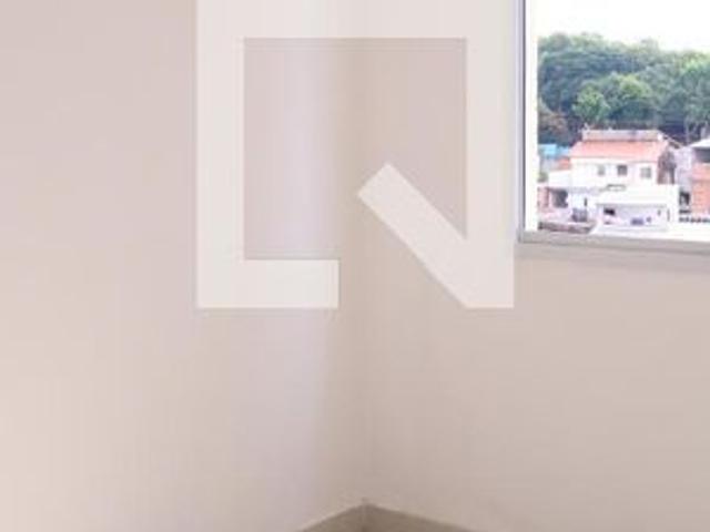 Apartamento para alugar com 33m², 2 quartos e sem vaga