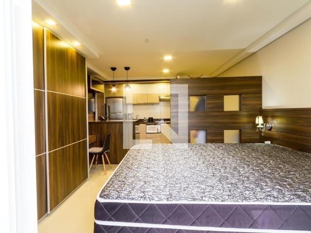Apartamento para alugar com 34m², 1 quarto e 1 vaga