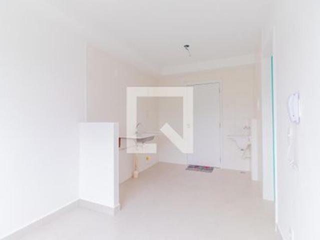Apartamento para alugar com 34m², 1 quarto e sem vaga