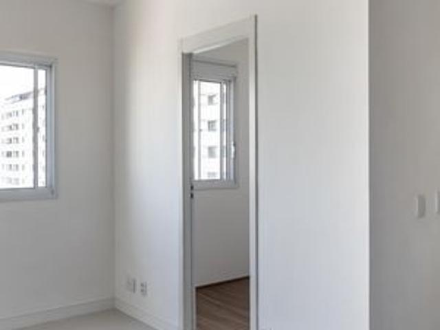 Apartamento para alugar com 34m², 2 quartos e sem vaga