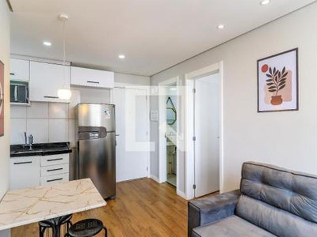 Apartamento para alugar com 34m², 2 quartos e sem vaga