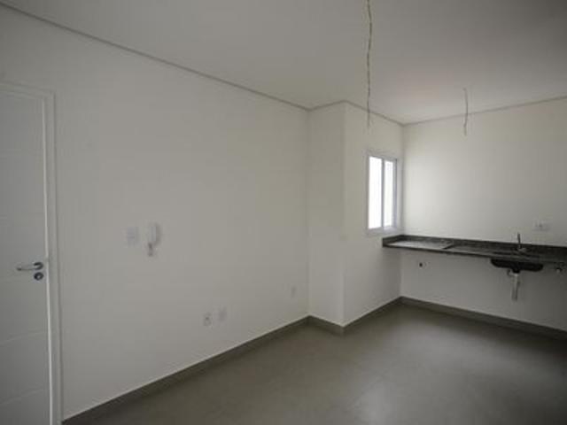 Apartamento para alugar com 34m², 2 quartos e sem vaga