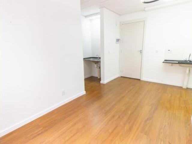 Apartamento para alugar com 34m², 2 quartos e sem vaga