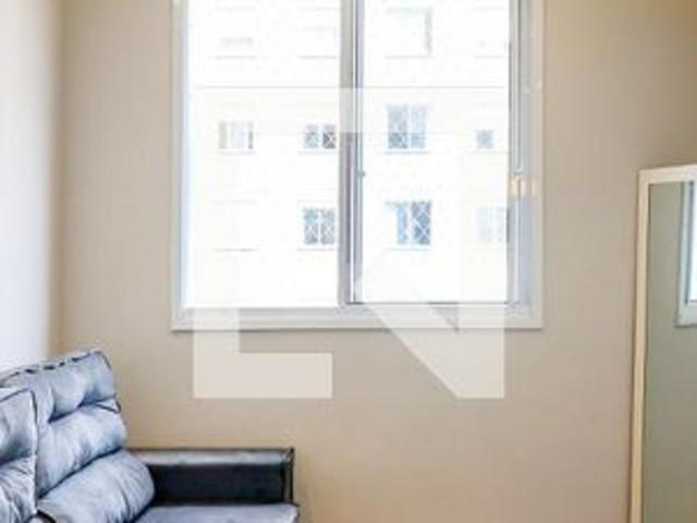 Apartamento para alugar com 34m², 2 quartos e sem vaga