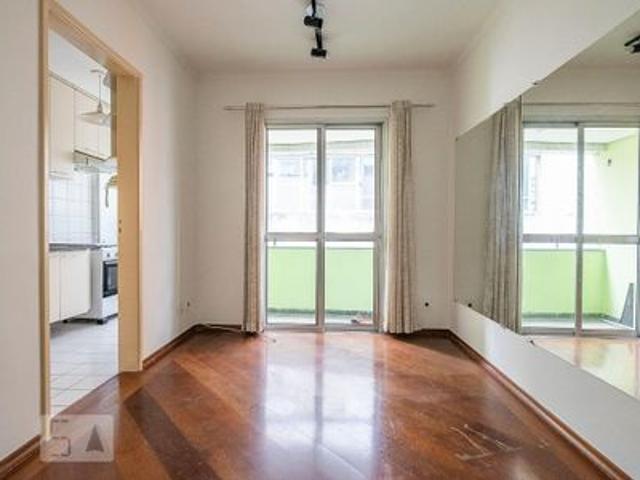 Apartamento para alugar com 35m², 1 quarto e 1 vaga