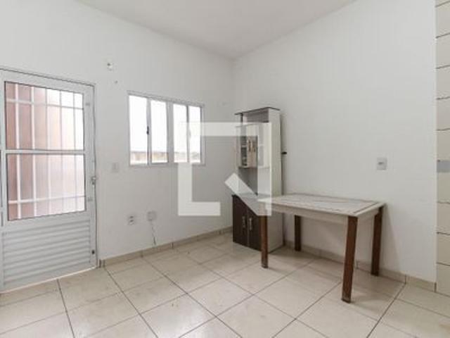 Apartamento para alugar com 35m², 1 quarto e sem vaga