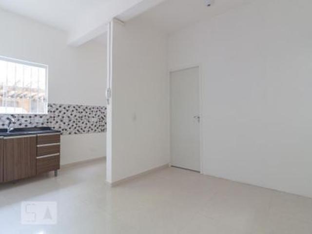 Apartamento para alugar com 35m², 1 quarto e sem vaga