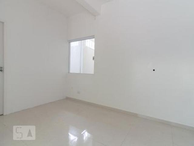Apartamento para alugar com 35m², 1 quarto e sem vaga