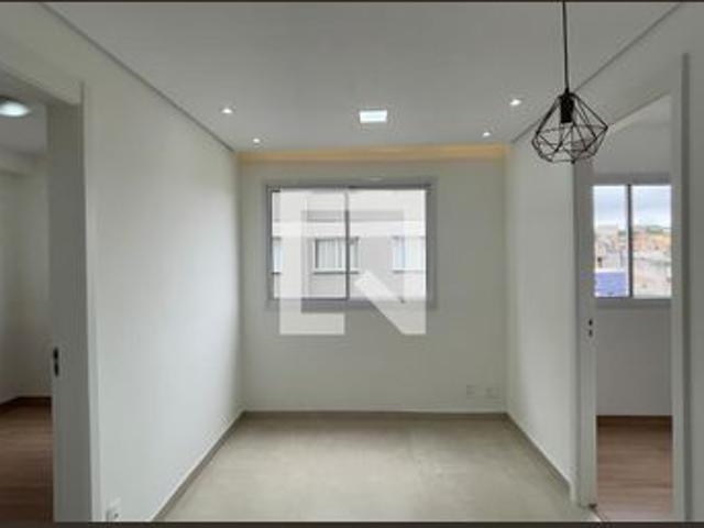 Apartamento para alugar com 35m², 2 quartos e sem vaga
