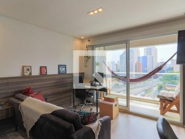 Apartamento para alugar com 36m², 1 quarto e 1 vaga
