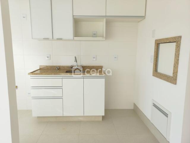 Apartamento para alugar com 36m², 1 quarto, 1 vaga, Petrópolis, Porto Alegre