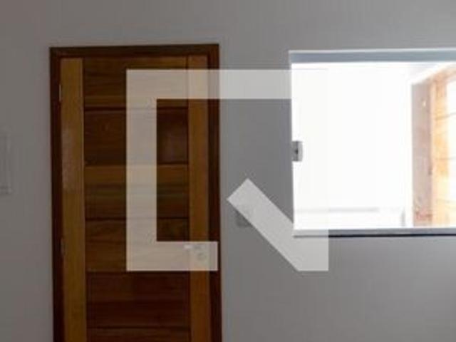 Apartamento para alugar com 36m², 2 quartos e sem vaga
