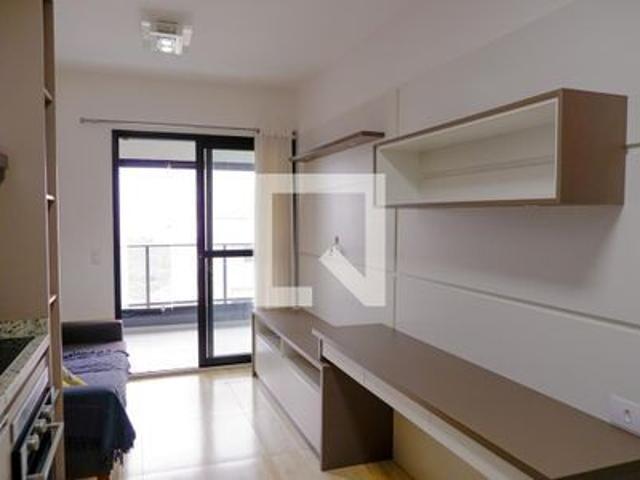 Apartamento para alugar com 37m², 1 quarto e 1 vaga