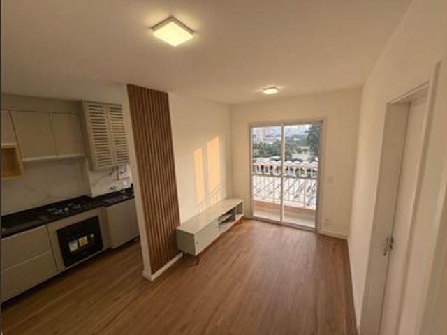 Apartamento para alugar com 37m², 2 quartos e sem vaga