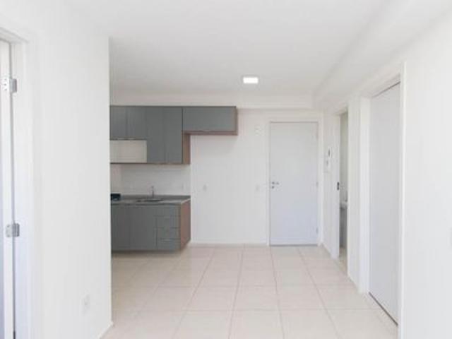 Apartamento para alugar com 37m², 2 quartos e sem vaga